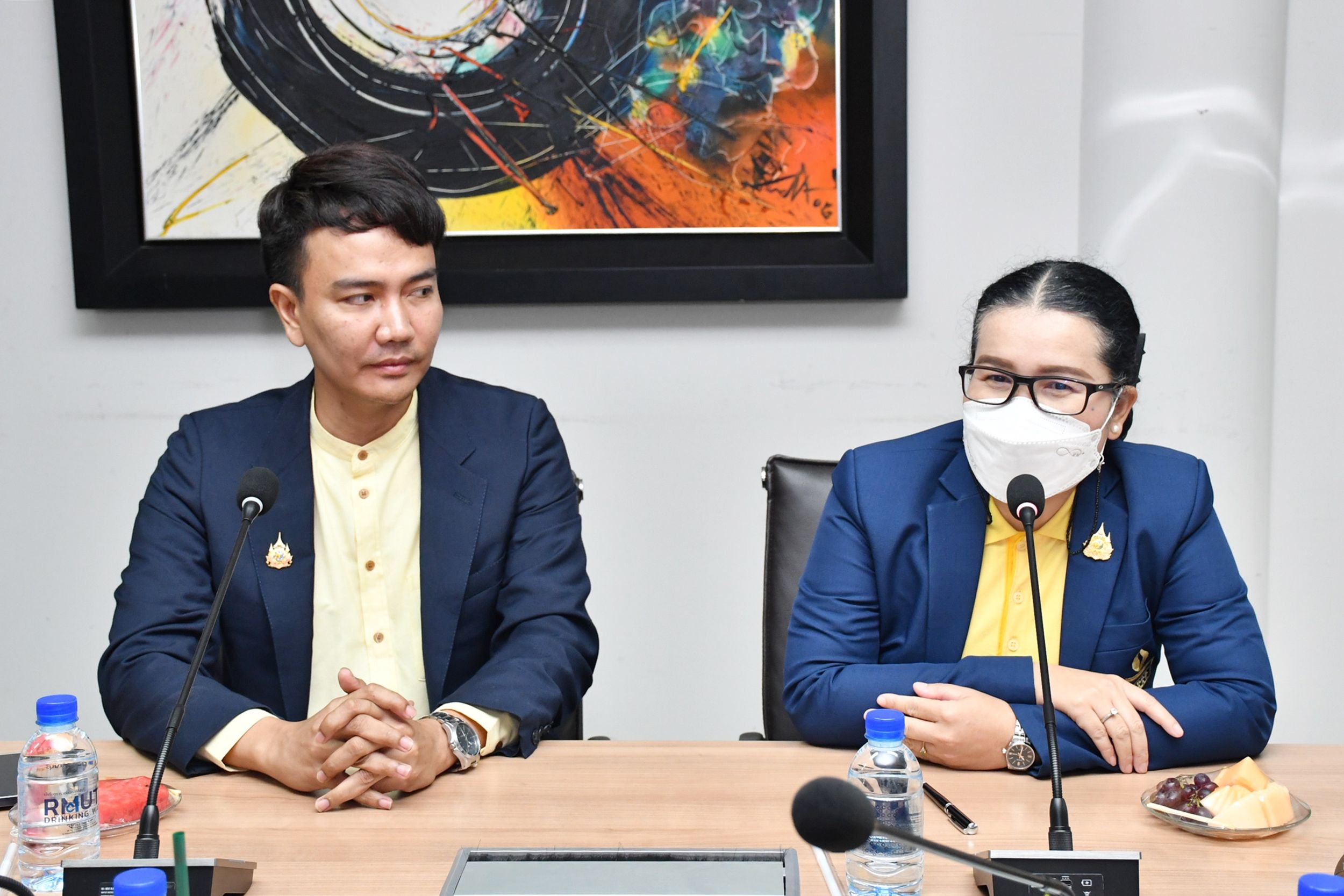 คณะศิลปกรรมศาสตร์ มทร.ธัญบุรี ลงนามบันทึกข้อตกลงความร่วมมือกับ ร.ร.คลองกิ่วยิ่งวิทยา จ.ชลบุรี ...